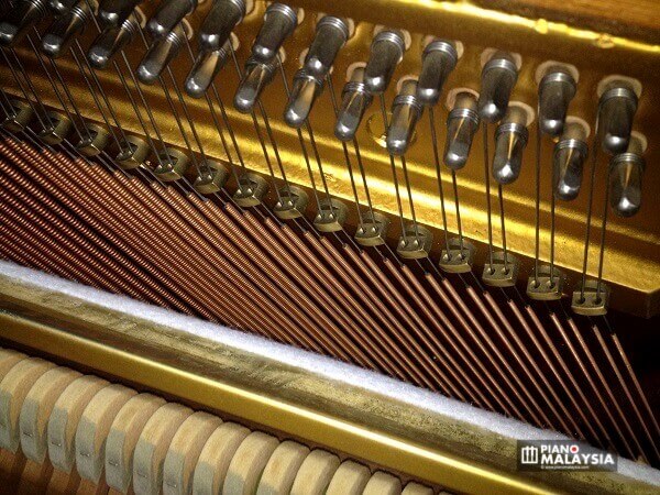 Yamaha U7 Upright Piano - View Piano Price & Specifications